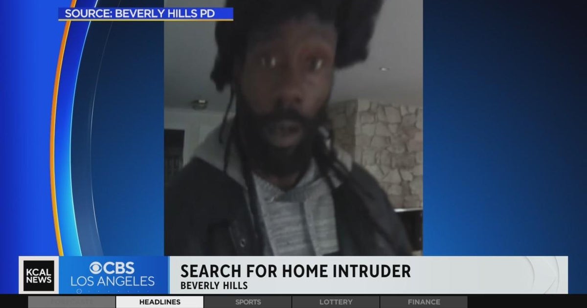 Search underway for home intruder in Beverly Hills - CBS Los Angeles