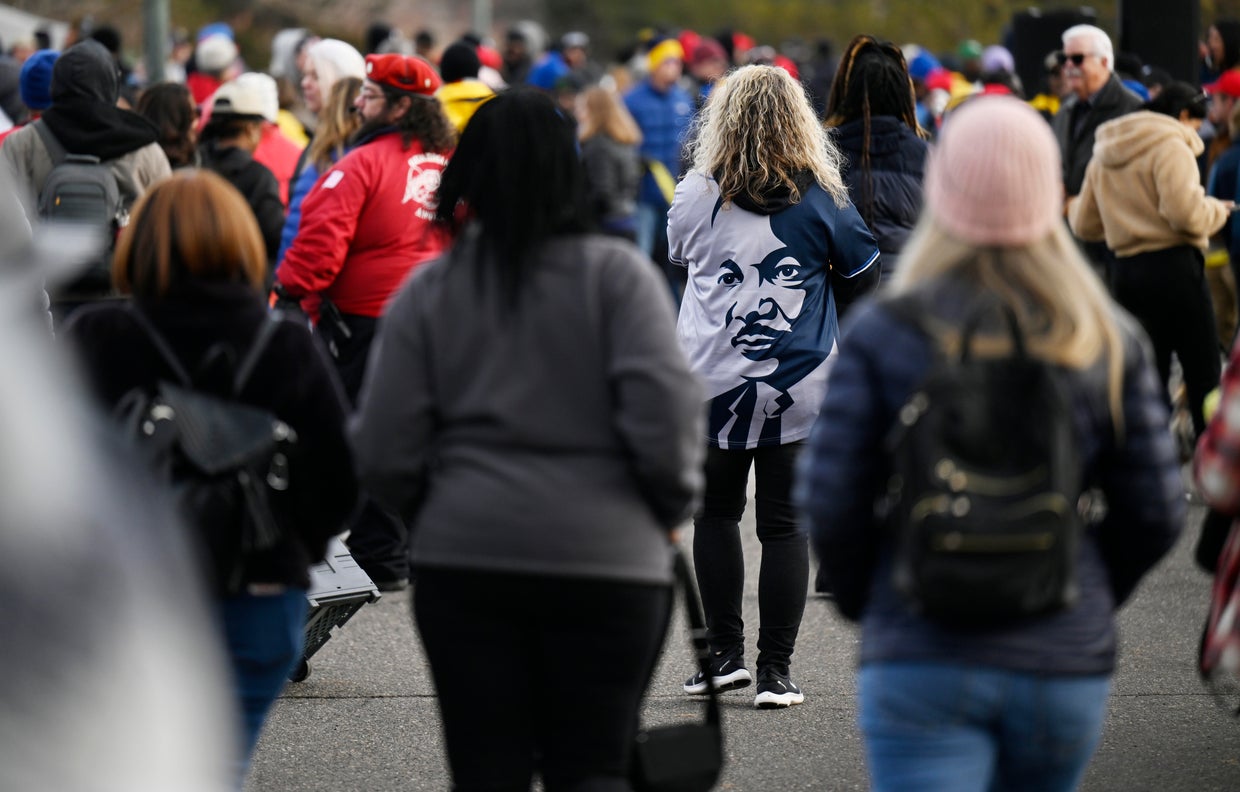Thousands of people celebrate MLK Day at Denver Marade