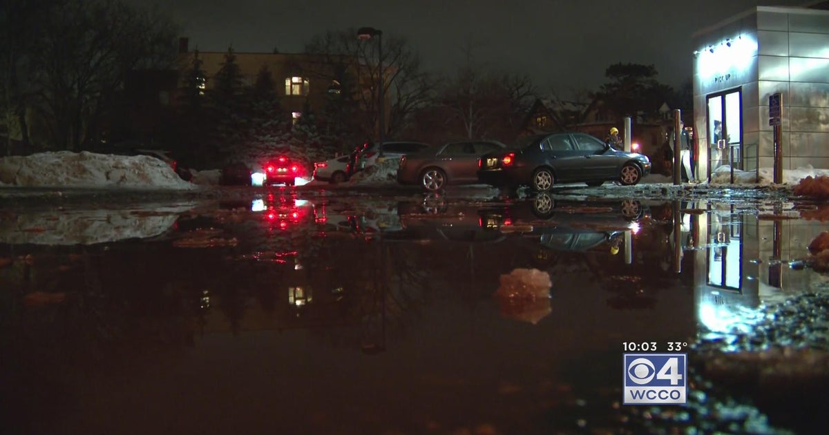 "Lake Chipotle" makes triumphant, inconvenient return to Minneapolis ...