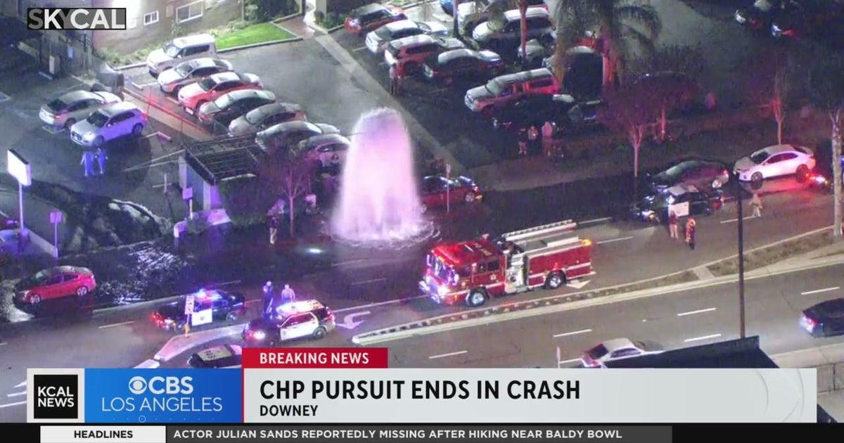 High-speed pursuit suspect crashes into Downey fire hydrant - CBS Los ...
