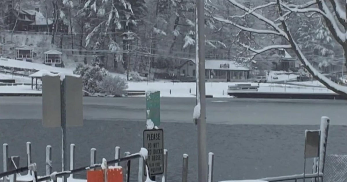 Alton Bay Ice Runway in New Hampshire won't open this winter - CBS Boston