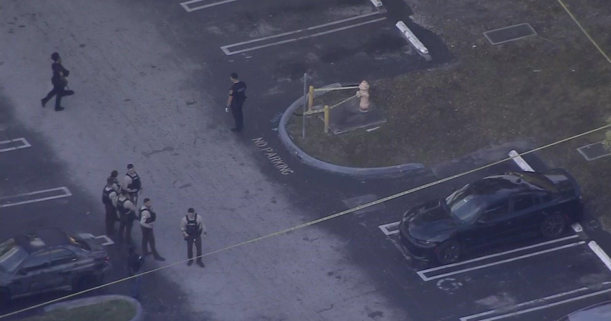 Miami-Dade Police involved shooting under investigation - CBS Miami