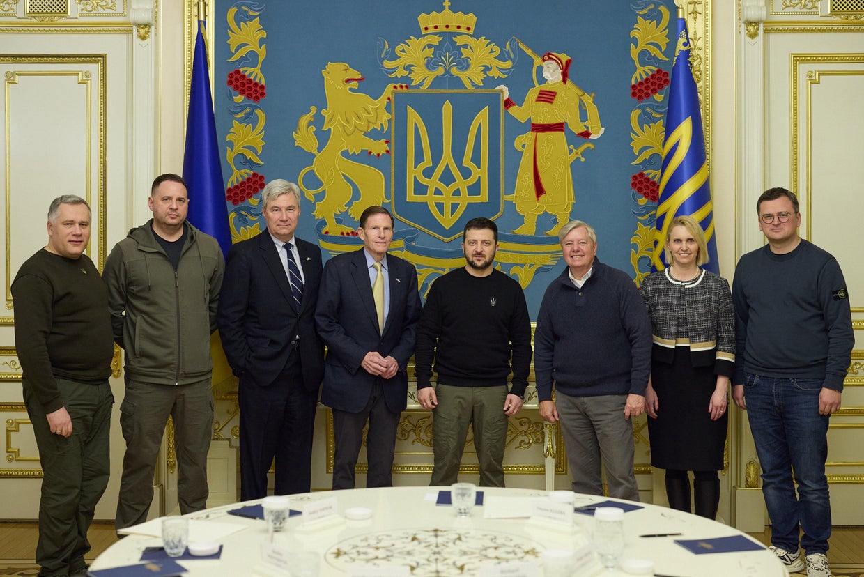 Ukrainian President Zelenskyy's chief of staff Andriy Yermak resigns ...