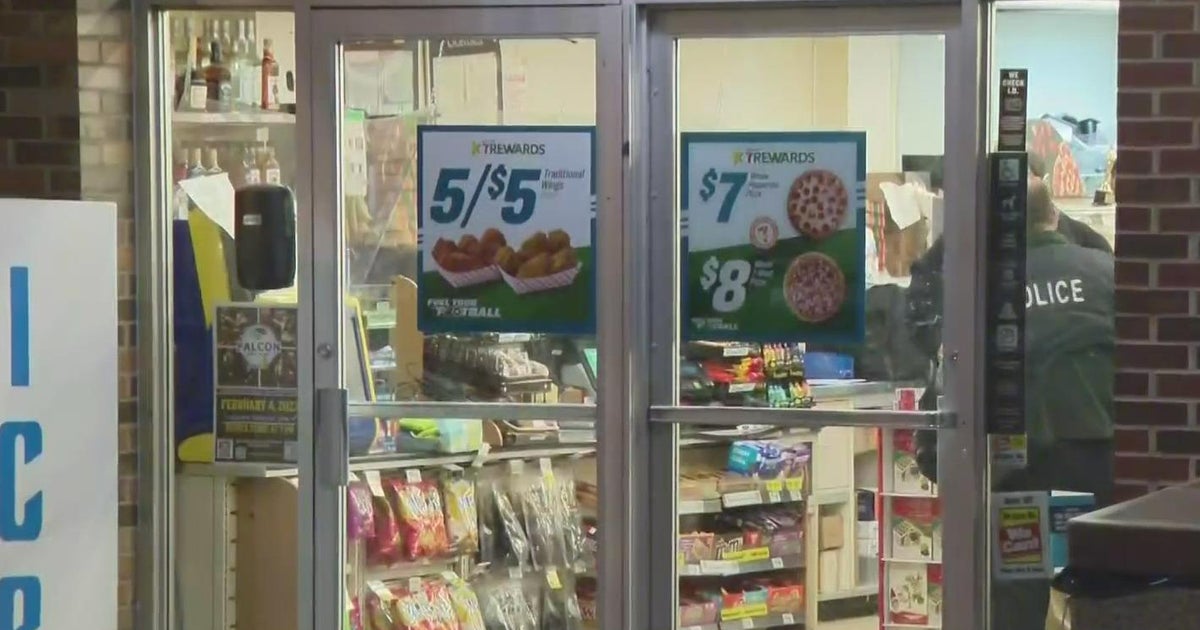 convenience store robberies - CBS Chicago