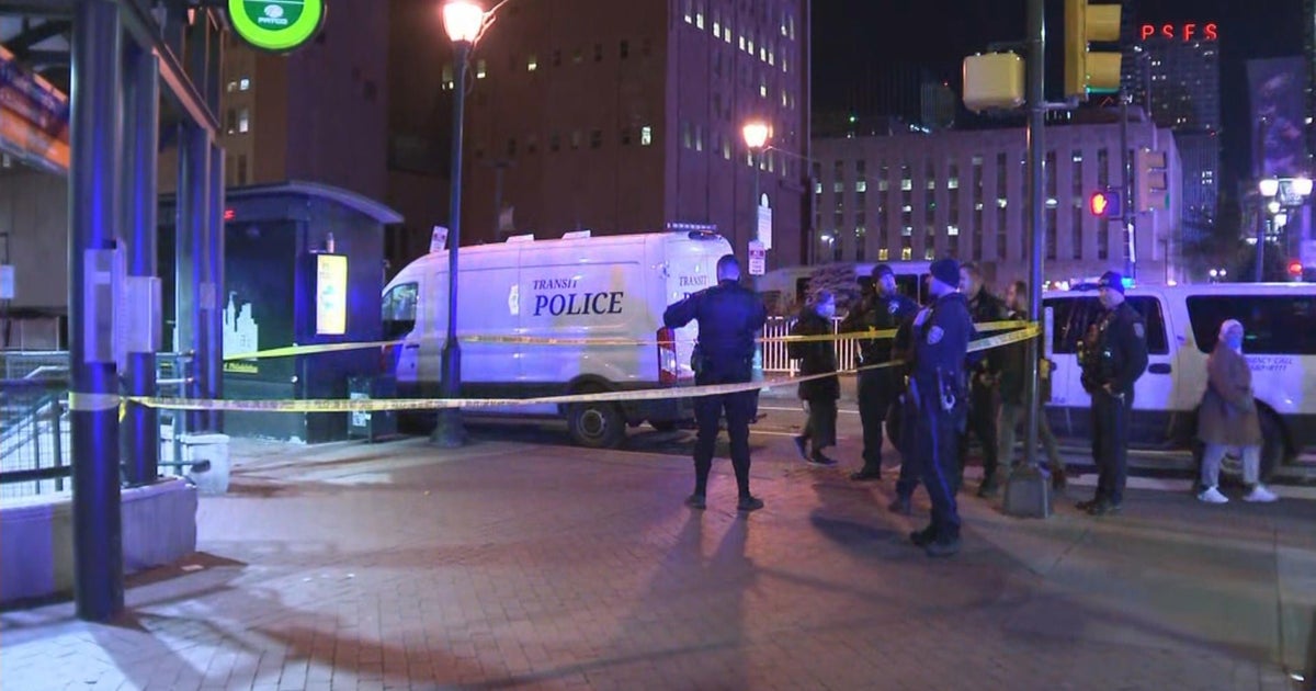 Police ID man fatally stabbed at Center City SEPTA station - CBS ...