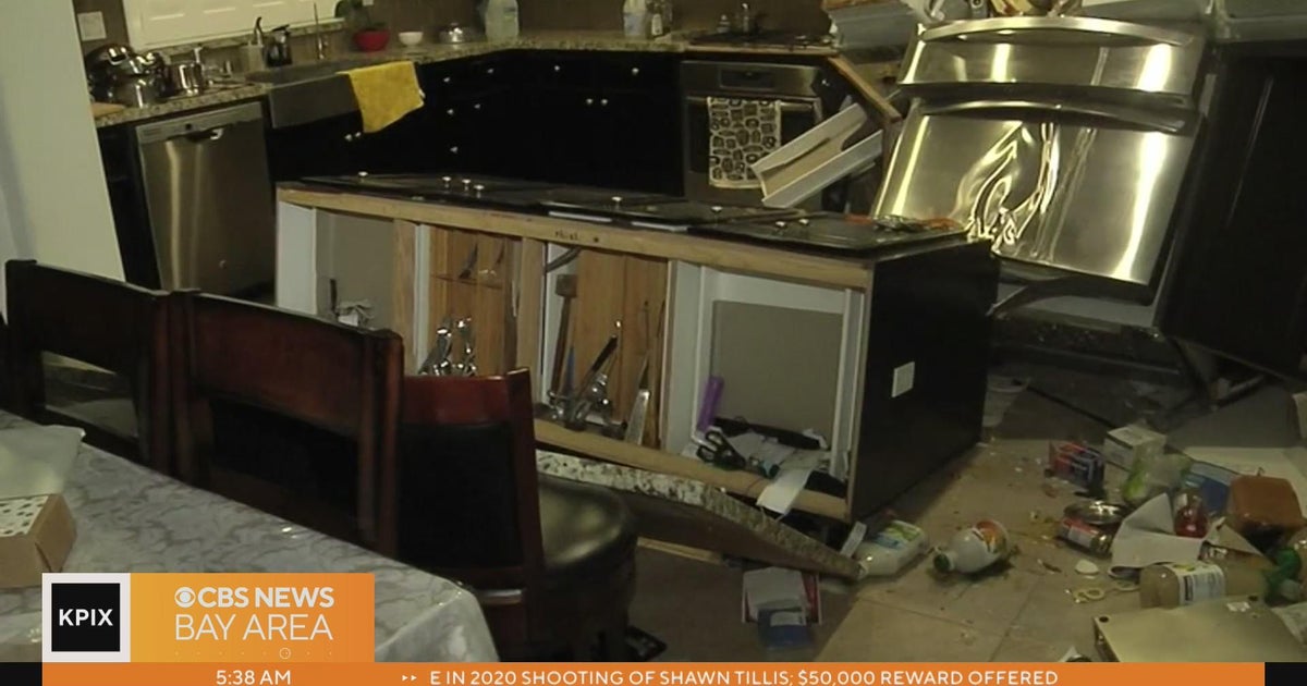Tesla crashes through garage wall into a San Ramon home - CBS San Francisco