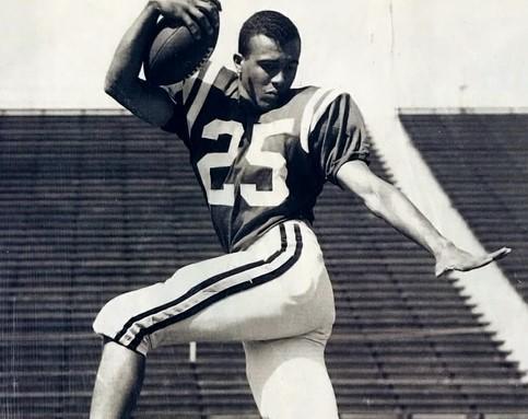Darryl Hill reflects on being first Black Maryland, ACC scholarship football player 60 years ago ...