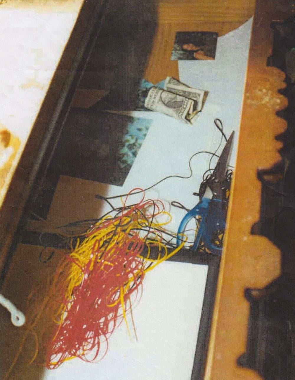 Kidnapped and threatened with dynamite, bank manager forced to commit ...