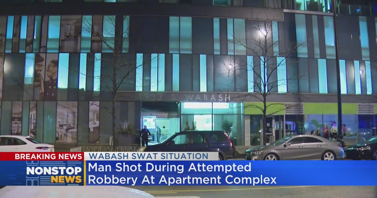 Man shot during attempted robbery inside Near South Side apartment - CBS Chicago