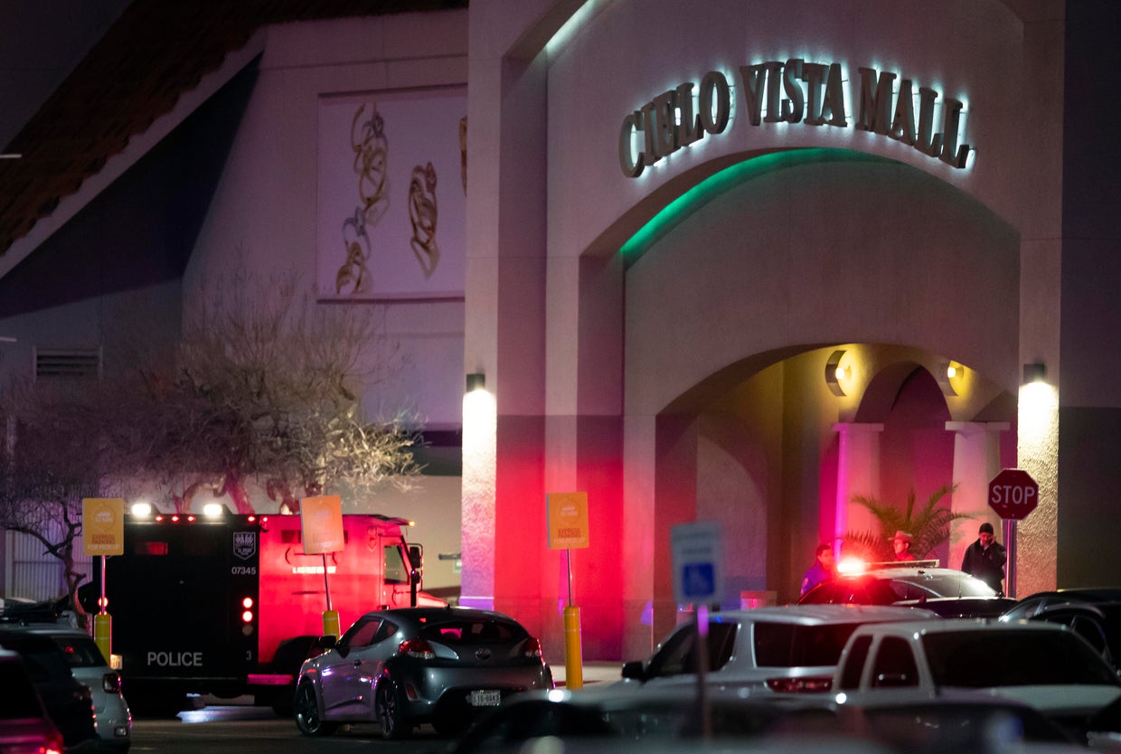 El Paso shooting: 1 killed, several wounded at Cielo Vista mall - CBS News