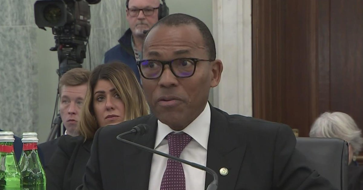 FAA chief gets grilled by Congress for recent airline groundings and ...