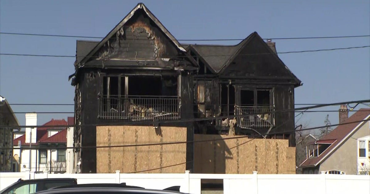 Lifeguard, police sergeant help save father from fire at Long Beach ...