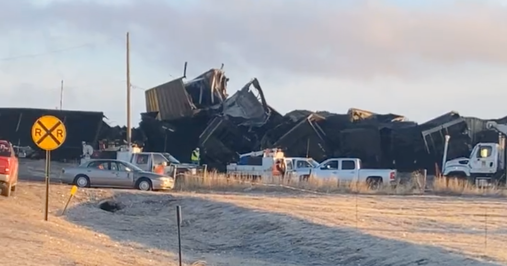 A coal train derailment in Nebraska involving 31 cars sparks emergency ...