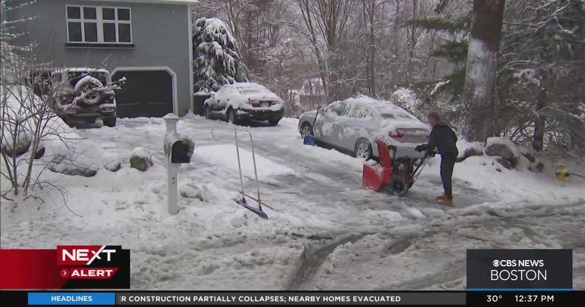 Snowblowers back out in North Andover after 5 inches of snow fell ...