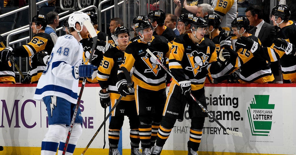 Penguins score 6 in 2nd period, beat Lightning 7-3 - CBS Pittsburgh