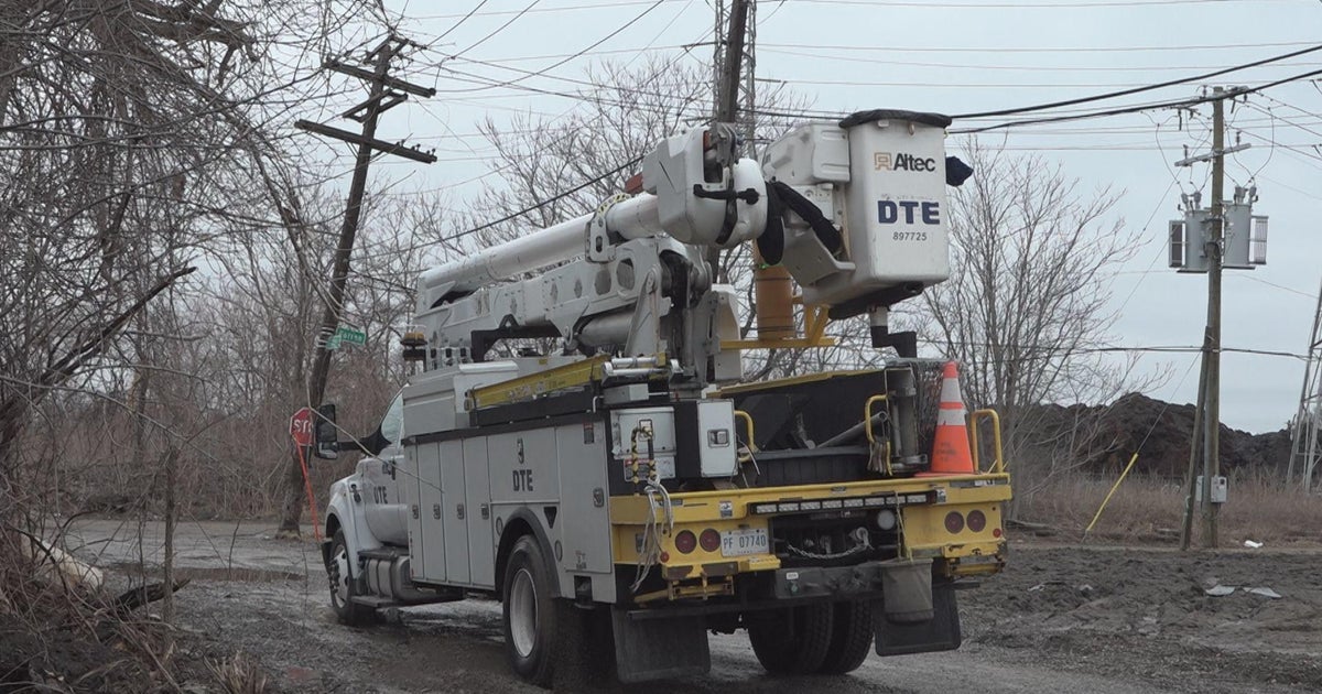 DTE credit amount causes outrage with customers left in the dark - CBS ...