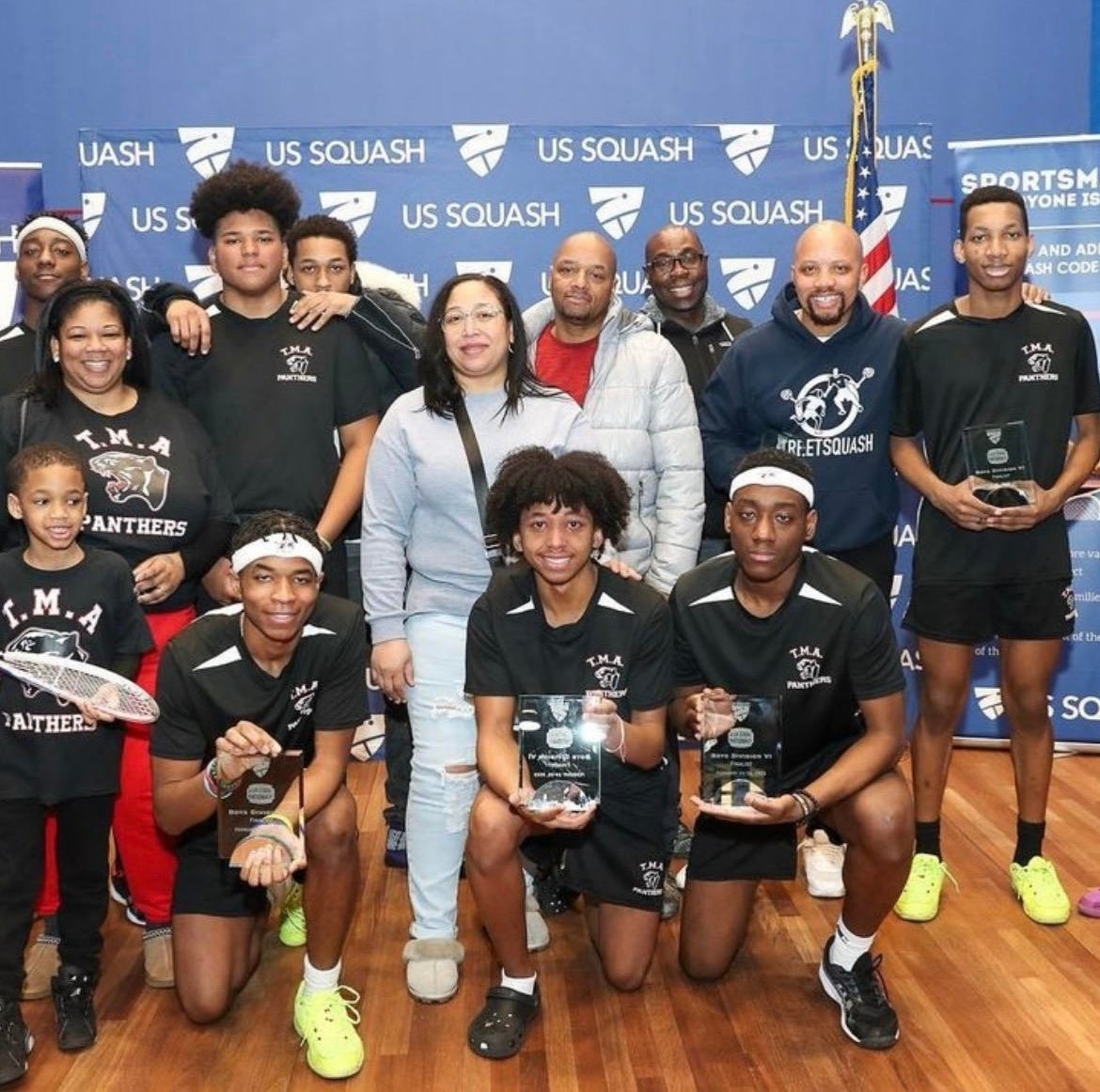 All-Black squash team from Harlem makes history - CBS New York