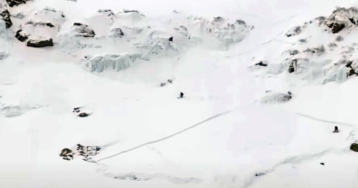 Watch Mount Washington Snowboarder Caught In Avalanche Cbs Boston