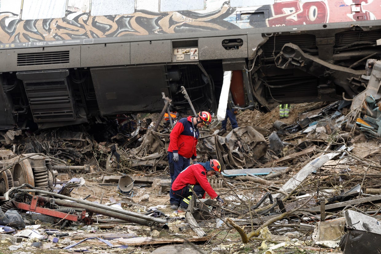 Video shows moment of deadly Greece train crash as a station master ...