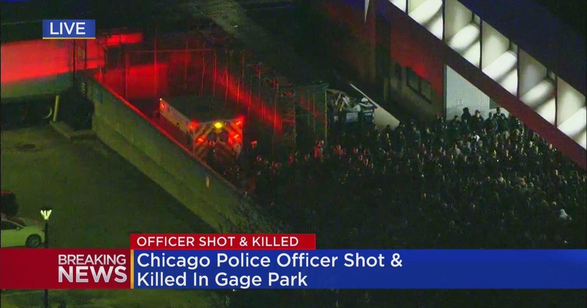 Chicago Police make procession to Medical Examiner's office with fallen ...