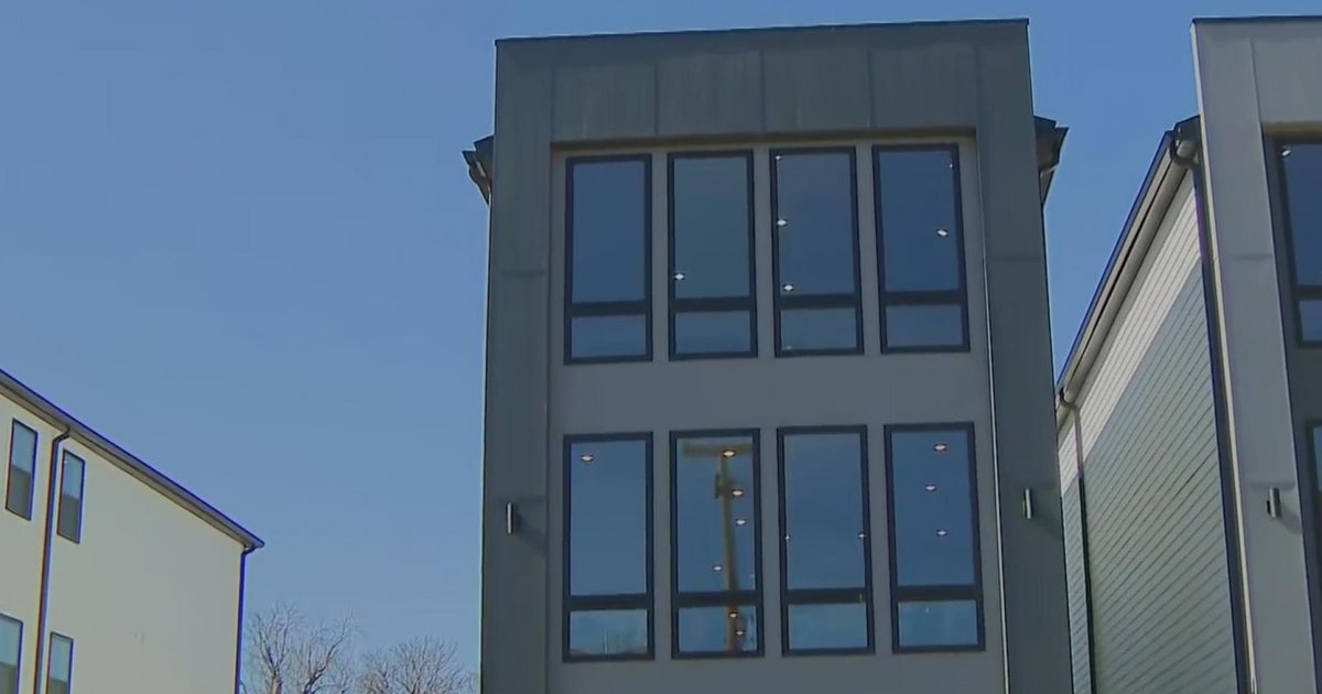 Buy Back the Block project unveils new development in West Woodlawn ...