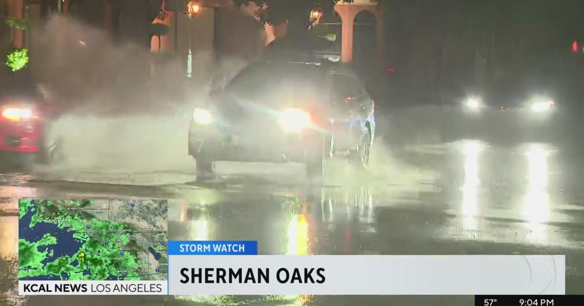 Heavy rain begins to fall across metropolitan areas of Los Angeles ...