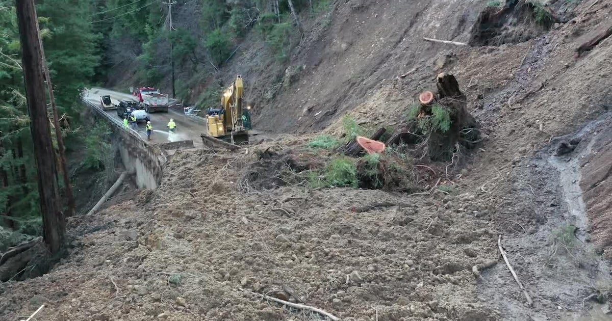 Ben Lomond Slide: Raw drone video of massive slide above Highway 9 in ...