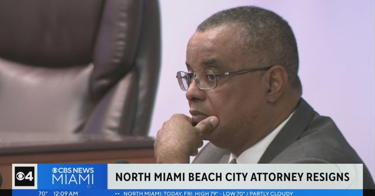 North Miami Beach City Attorney resigns, case against Mayor DeFillipo moves forward - CBS Miami