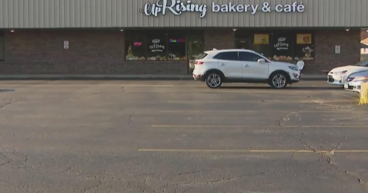 UpRising Bakery might still close despite fundraising efforts - CBS Chicago