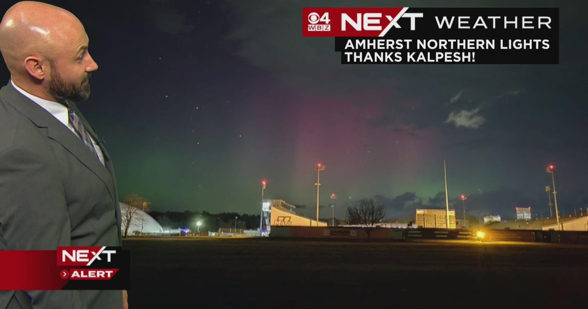 Northern Lights spotted in Amherst, Massachusetts - CBS Boston