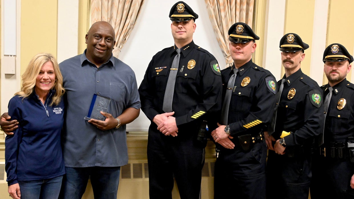 Passenger who helped end rampage on flight to Boston honored in New ...