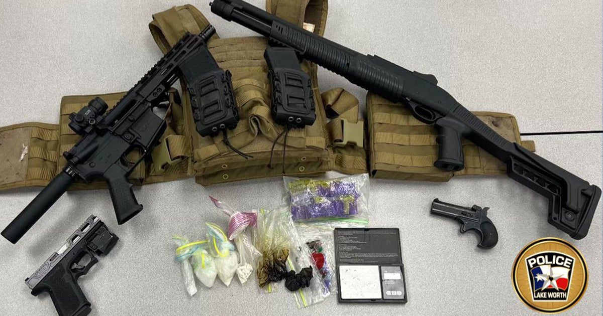 18-year-old arrested after drug seizure in Lake Worth - CBS Texas