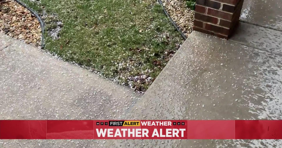 Hail falls on Chicago area as severe storms pass through - CBS Chicago