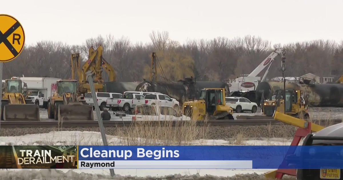 Cleanup begins after Raymond train derailment - CBS Minnesota