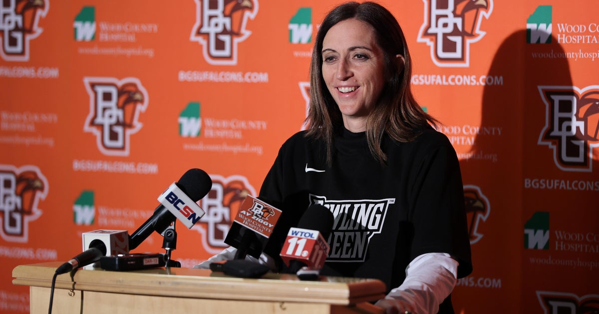 Michigan State women's basketball hires Robyn Fralick as coach - CBS ...