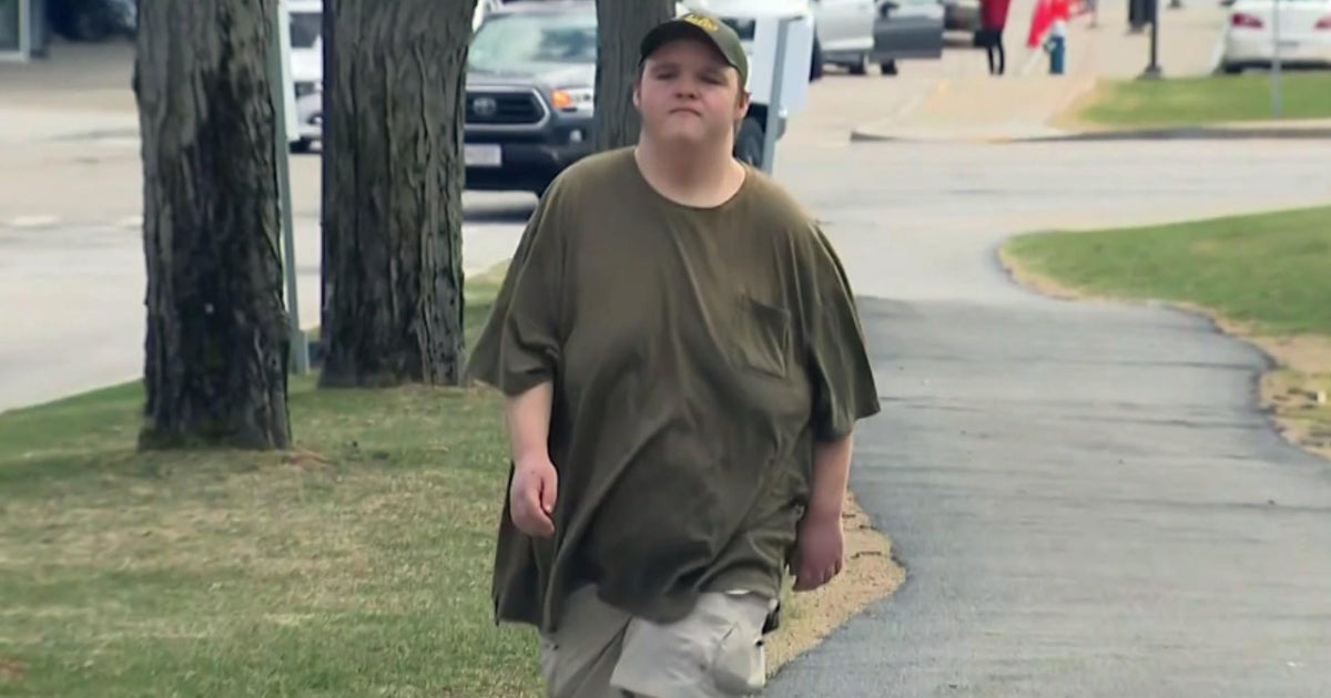 Teen loses 200 pounds, says UMass Memorial program 'saved my life ...