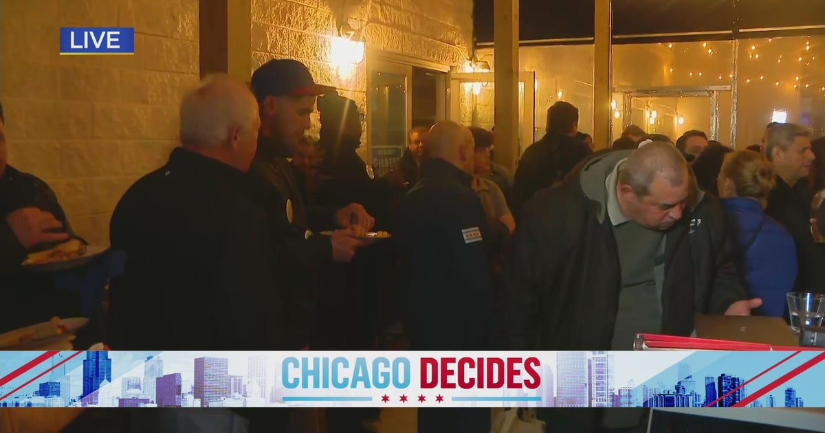 Ald. Gilbert Villegas ahead in 36th Ward runoff race - CBS Chicago