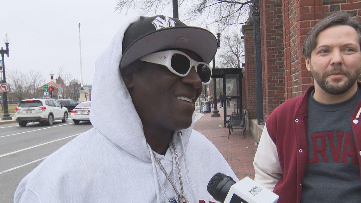 Rapper Flavor Flav visits Harvard University, volunteers at homeless ...