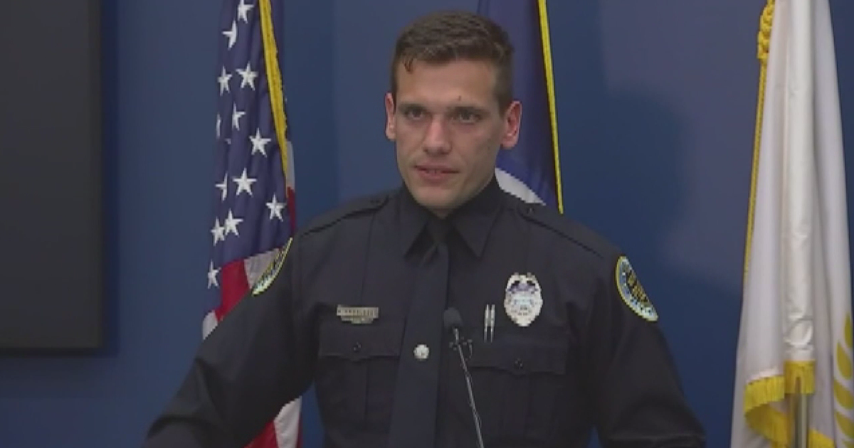 Officer who grew up in Chicago area on Nashville school shooting - CBS ...