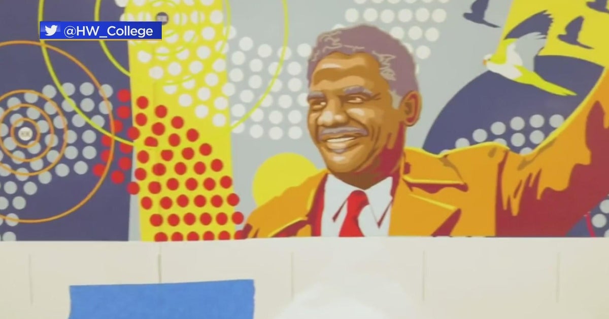 New mural honors Mayor Harold Washington - CBS Chicago
