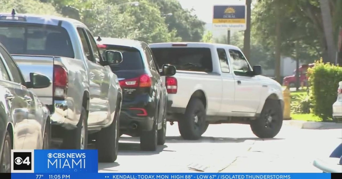 Consumers see long lines at gas pumps - CBS Miami