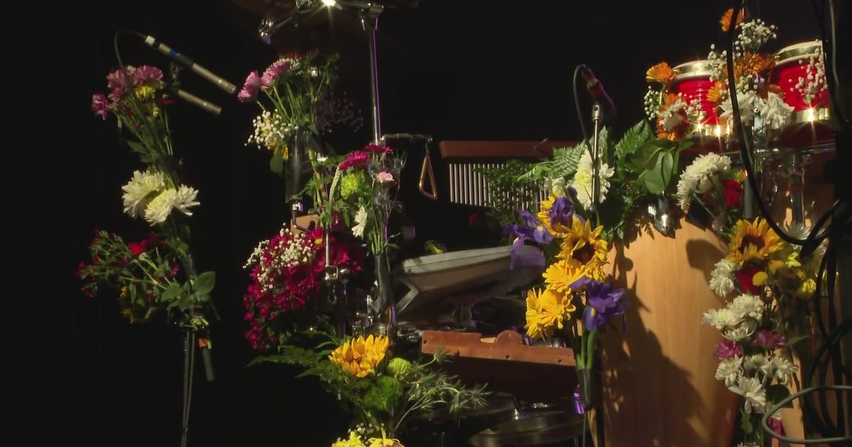 Fans turn out for Denver Lotus shows honoring late member Chuck Morris ...