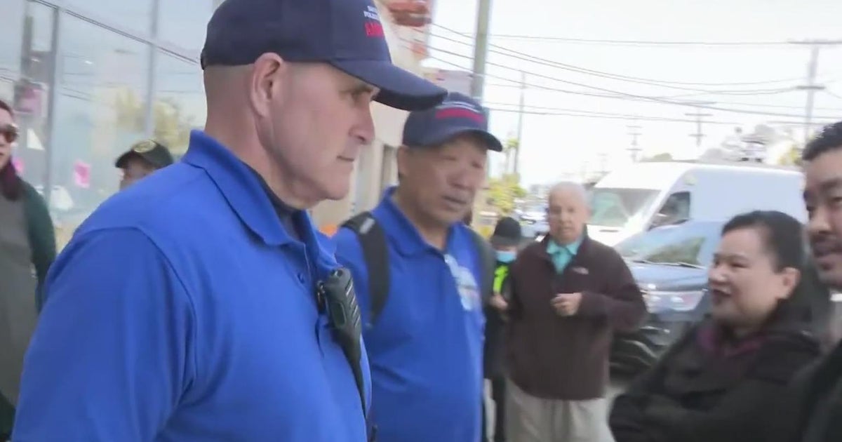 Outer Sunset shop owner happy about expanded Community Ambassador Program - CBS San Francisco