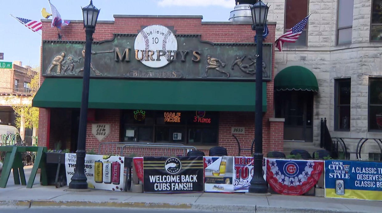 Beth Murphy, owner of Murphy's Bleachers, dies at 68 - CBS Chicago