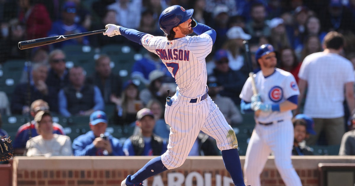 Swanson hits first HR for Cubs in 5-2 win over Padres - CBS Chicago