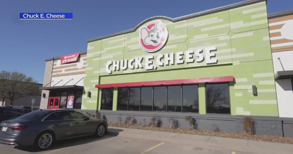 Chuck E. Cheese hosting sensory-sensitive hours Sunday - CBS Chicago