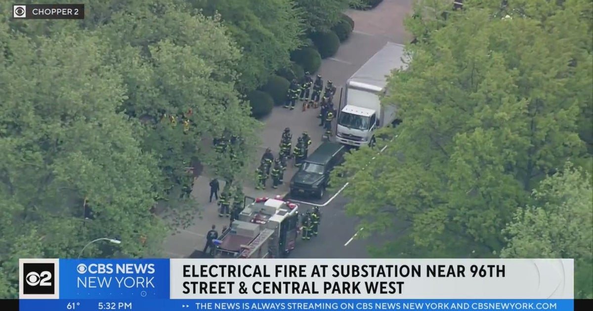 Transformer fire interrupts train service on Upper West Side - CBS New York