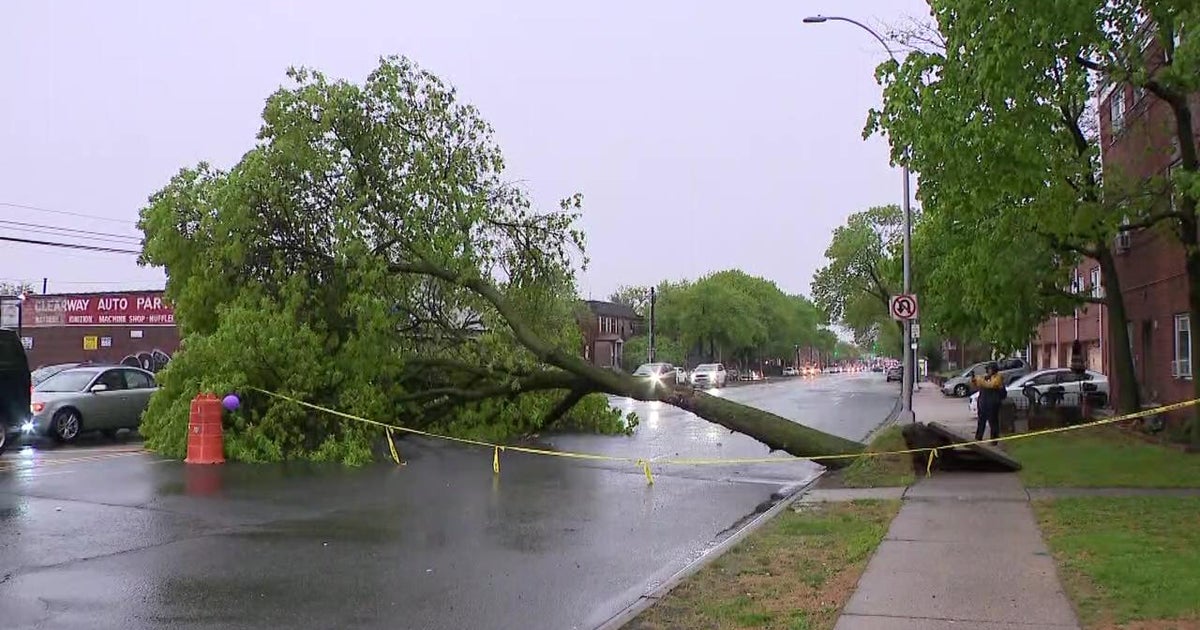 Queens flooding: Cleanup continues after heavy rain, frustrated ...