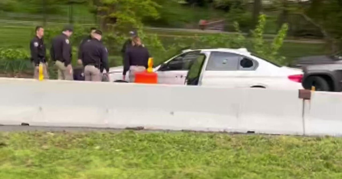 Wild car chase on West Side Highway ends with multiple vehicles damaged ...