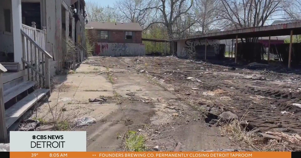 Detroit building prone to illegal dumping cleaned up Newscast - CBS Detroit